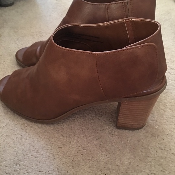 Shoes | Open Toe Open Back Tan Booties | Poshmark